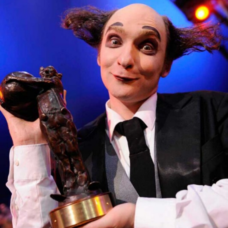 Housch-ma-Housch, clown de reprise.